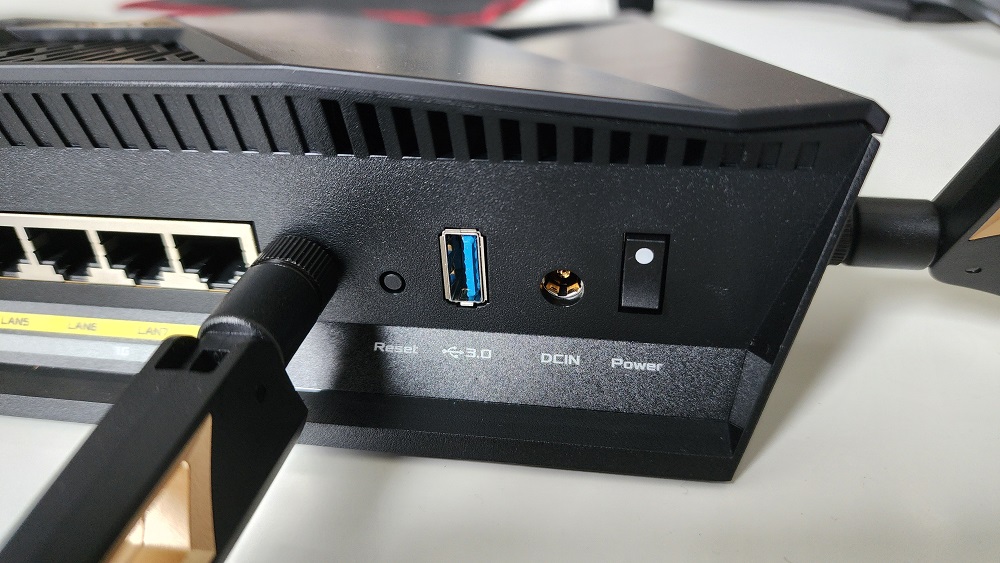 ASUS RT-BE88U review - Nice upgrades, some new features, and way more ...