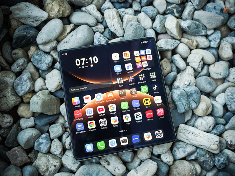 HUAWEI Mate X7: Ultra-durable, top-tier cameras, and a screen that ...